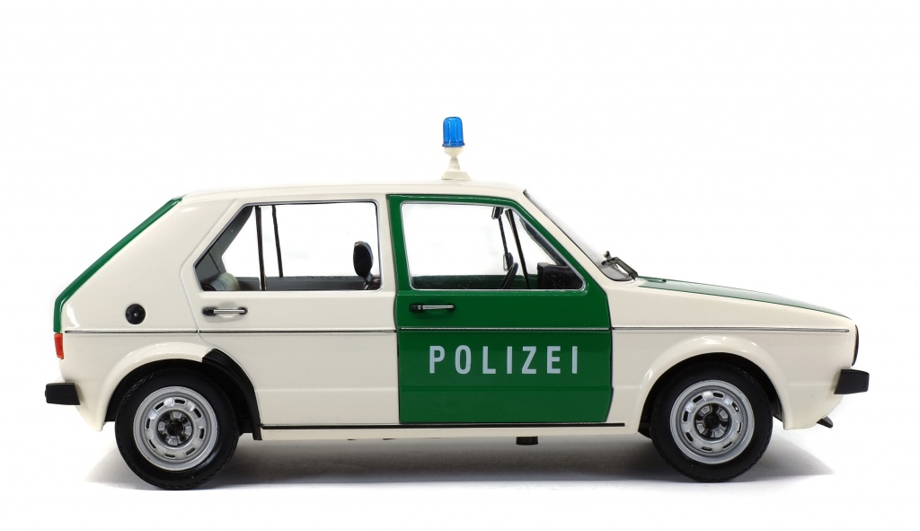 VOLKSWAGEN GOLF L - POLIZEI - Solido