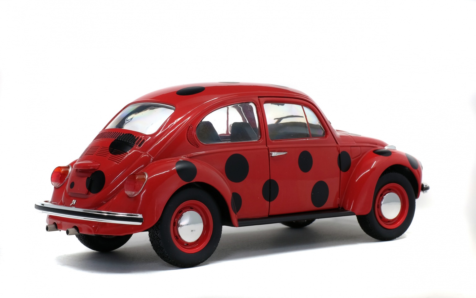 VOLKSWAGEN BEETLE 1303 - LADY BUG - 1972 - Solido