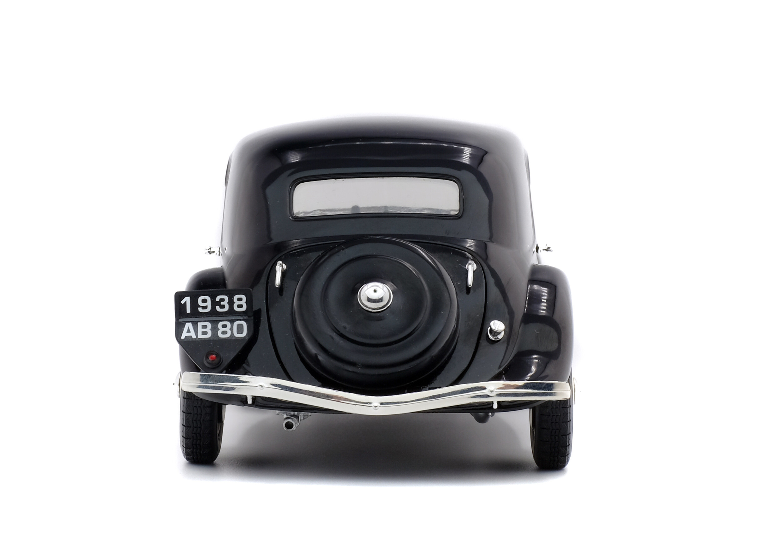 CITROËN TRACTION 11B - NOIR - 1937 - Solido