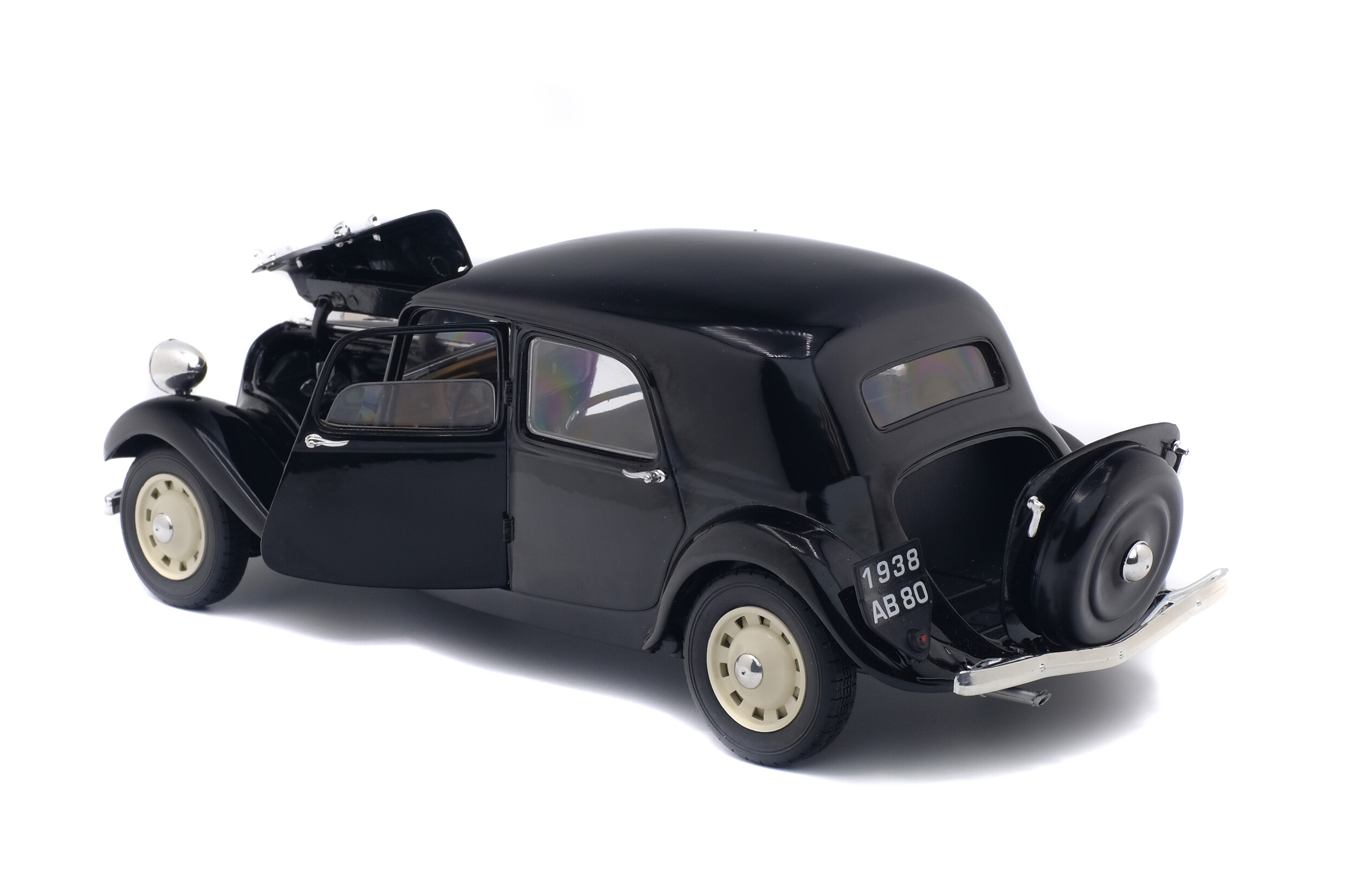 CITROËN TRACTION 11B - NOIR - 1937 - Solido