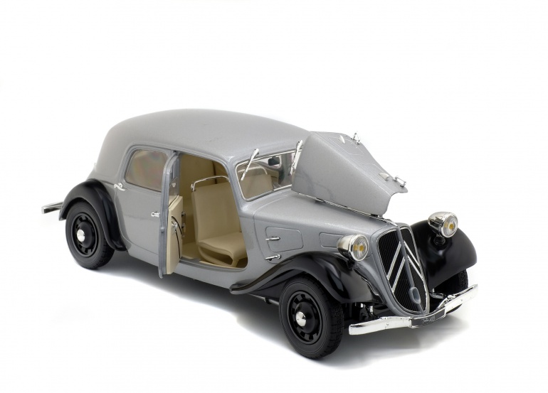 CITROËN TRACTION 11B - BI-TON ARGENT - 1937 - Solido
