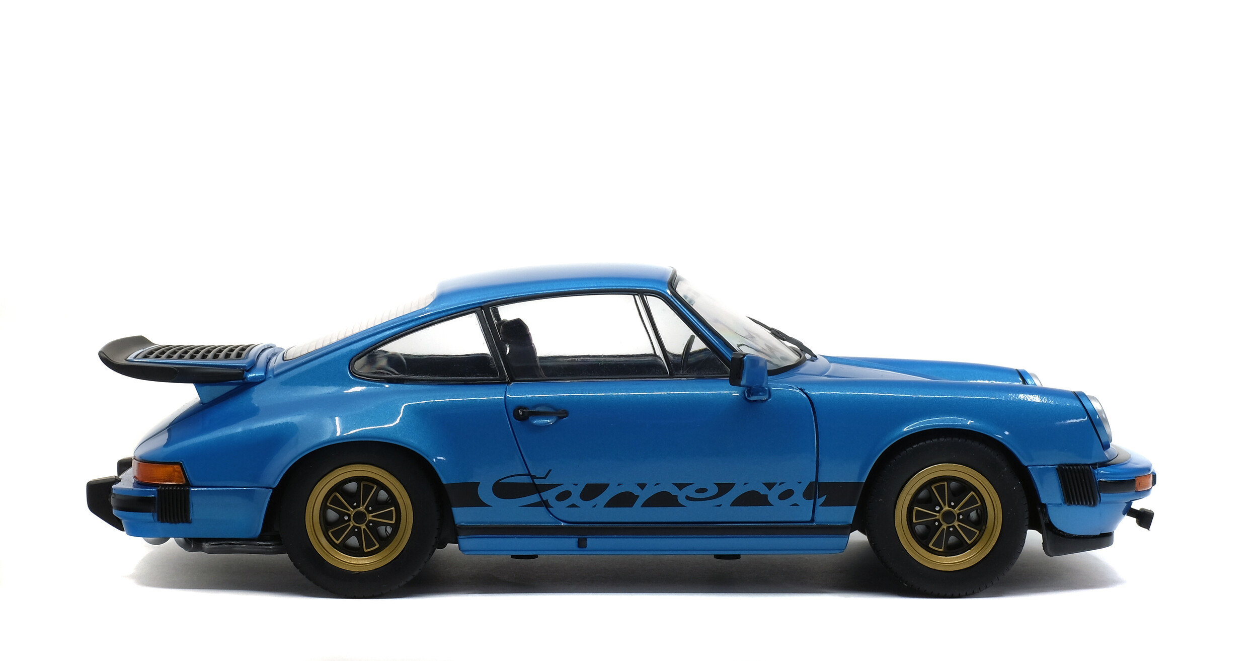 PORSCHE 911 CARRERA 3,0 COUPE - MINERVA BLUE - 1984 - Solido