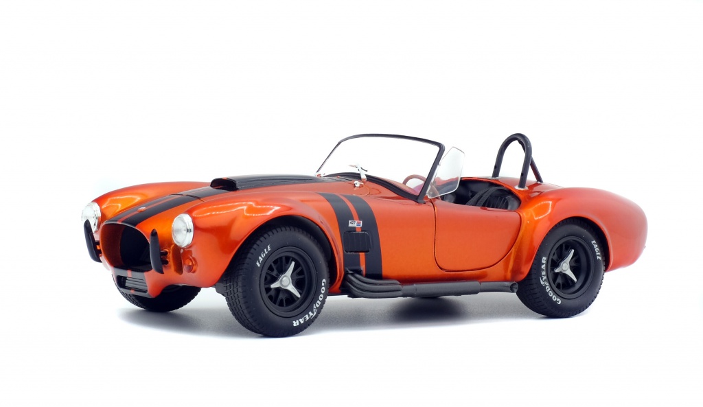 SHELBY COBRA 427 S/C - ORANGE METALLIC - 1965 - Solido