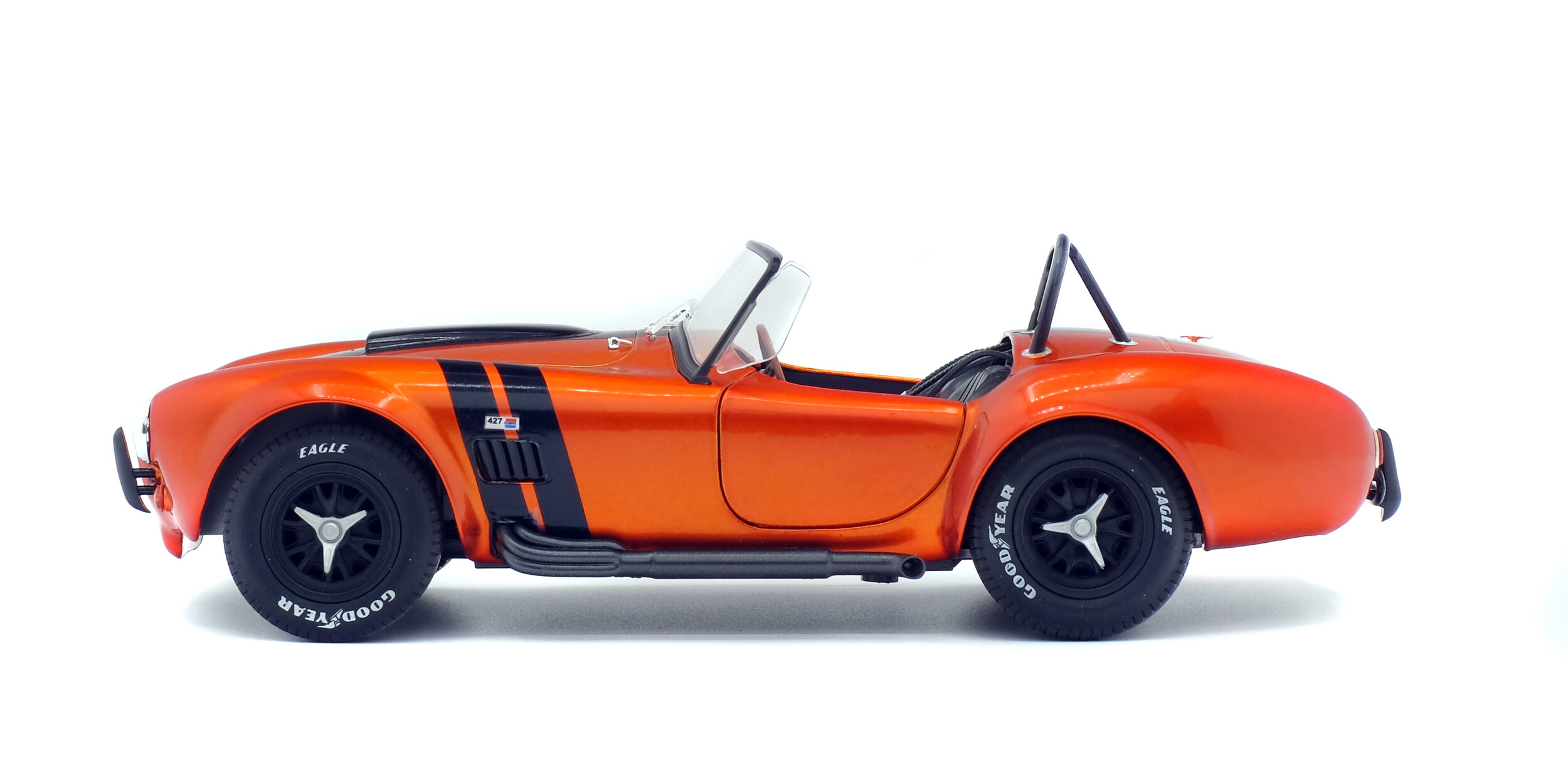 SHELBY COBRA 427 S/C - ORANGE METALLIC - 1965 - Solido