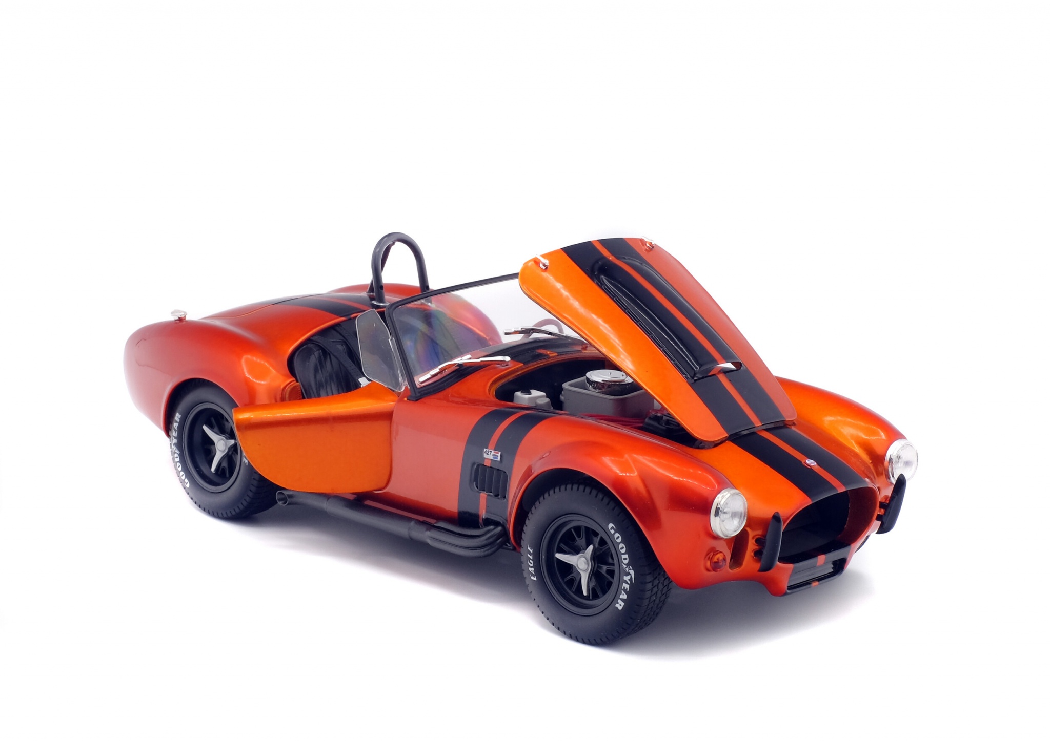 SHELBY COBRA 427 S/C - ORANGE METALLIC - 1965 - Solido