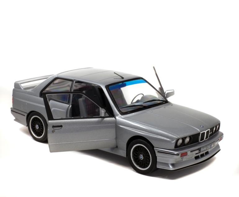 BMW E30 M3 - Sterling Silver Metallic - 1990 - Solido