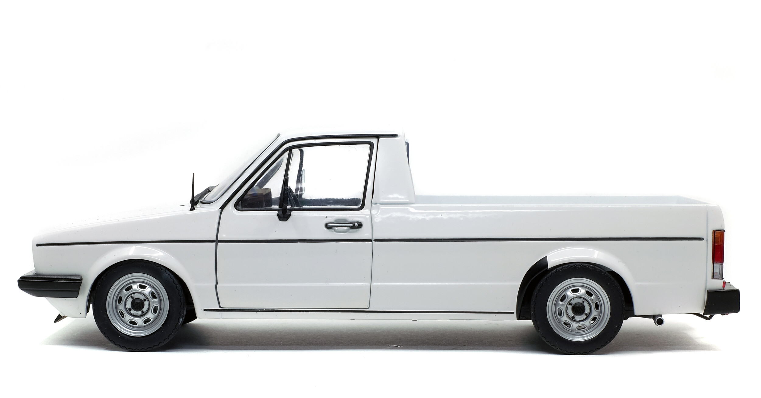 Volkswagen Caddy Mk.1 - White - 1982 - Solido