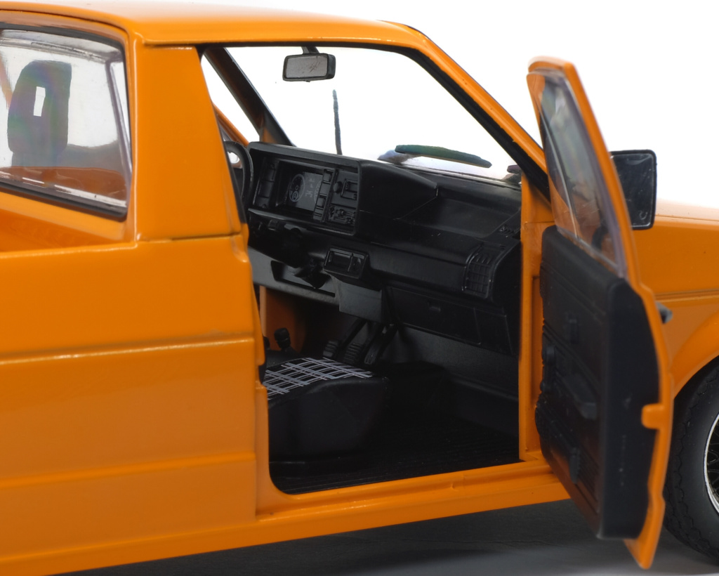 Volkswagen Caddy Mk.1 - Metallic Orange - 1982 - Solido