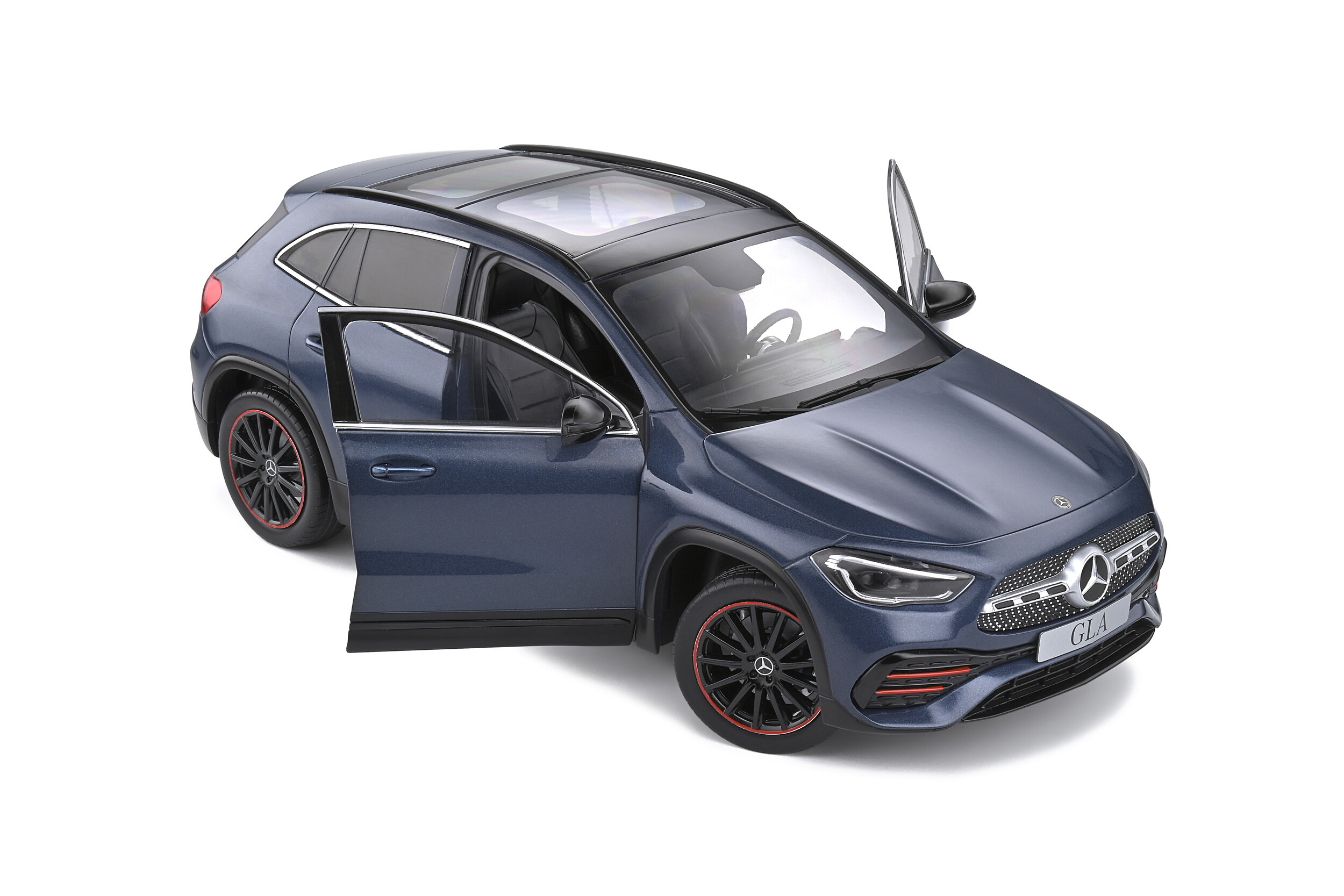 Mercedes-Benz GLA (H247) AMG Line - Denim Blue Metallic - 2019 - Solido