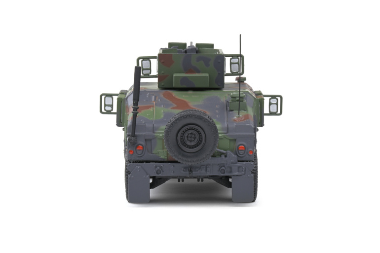 AM General M1115 Humvee KFOR - Green Camo - 1983 - Solido