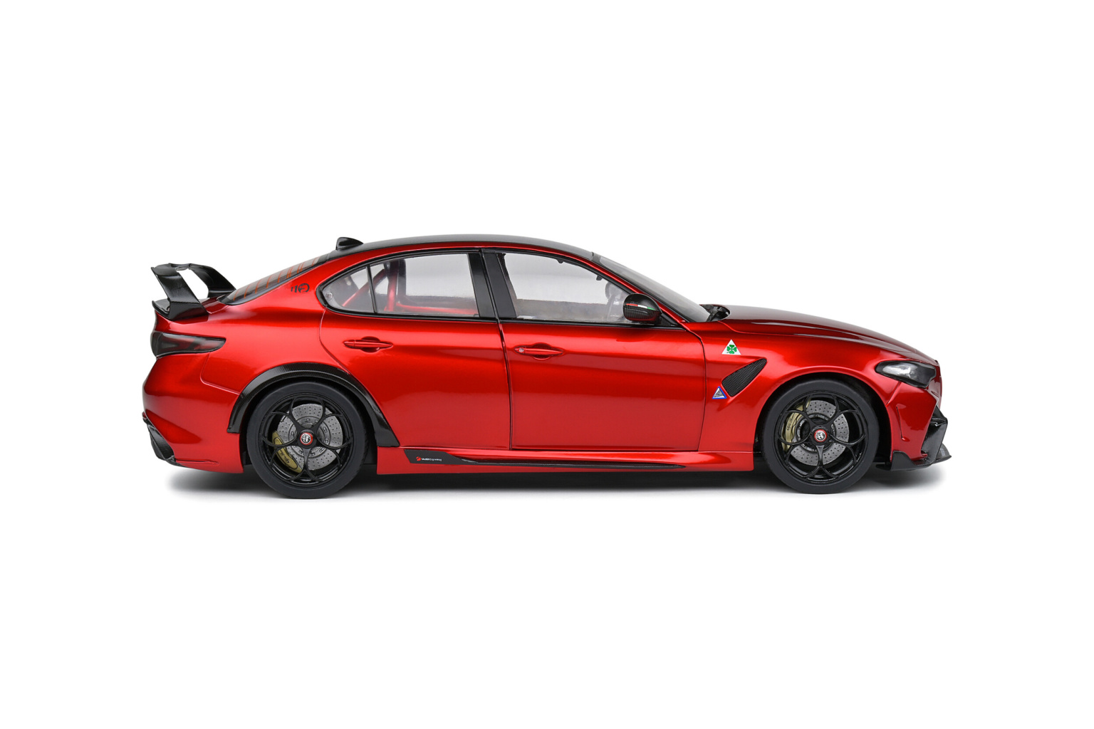 Alfa Romeo Giulia GTA M - Rosso Tristrato - 2021 - Solido