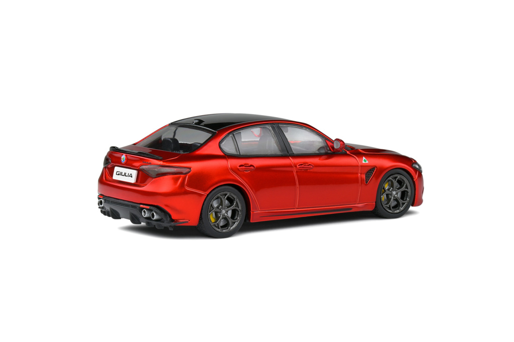 Alfa Romeo Giulia Quadrifoglio - Rosso Competizione - 2016 - Solido
