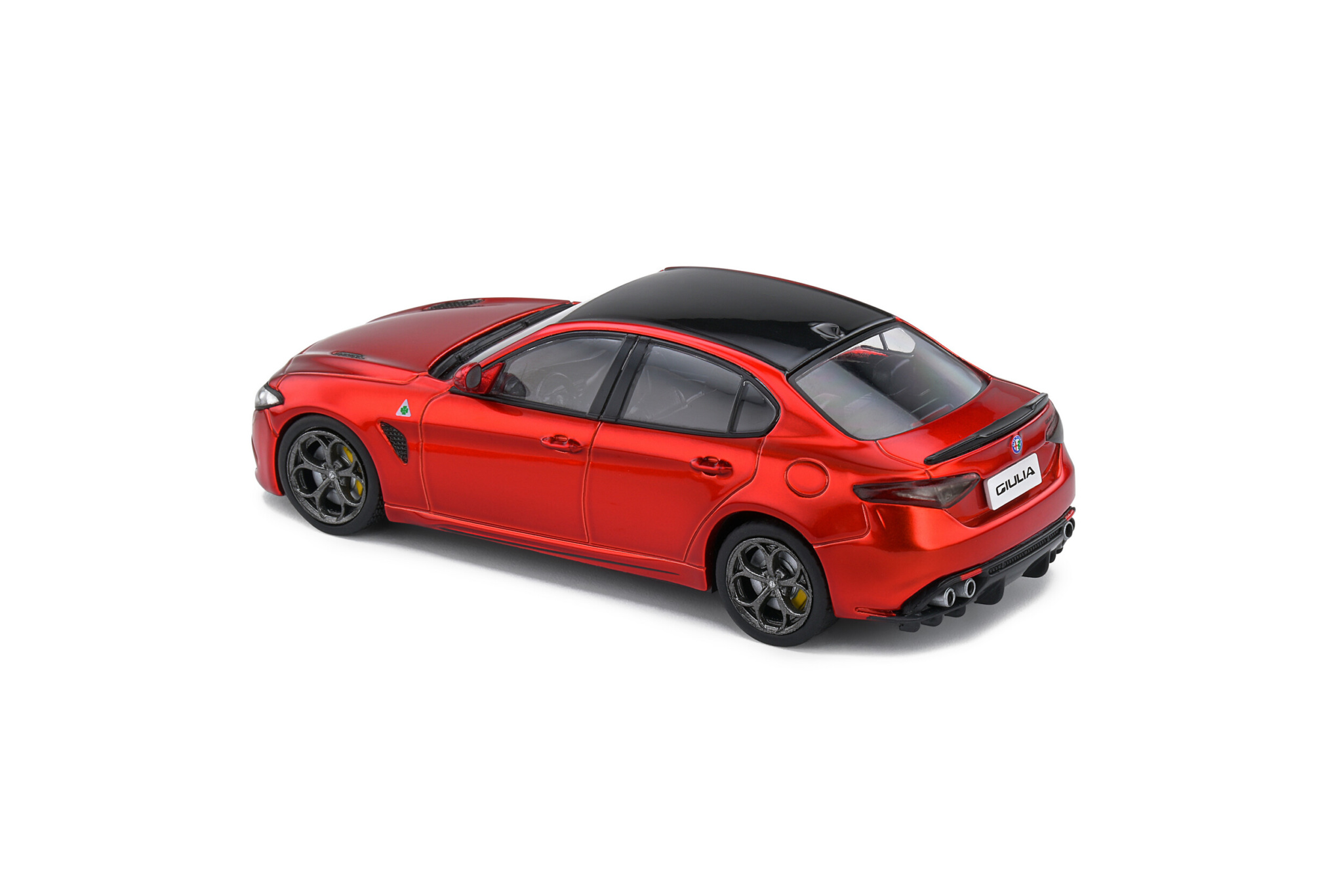 Alfa Romeo Giulia Quadrifoglio - Rosso Competizione - 2016 - Solido