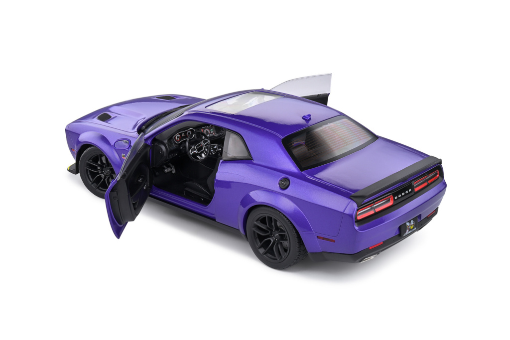 Dodge Challenger R/T Scat Pack Widebody - Plum Crazy - 2020 - Solido