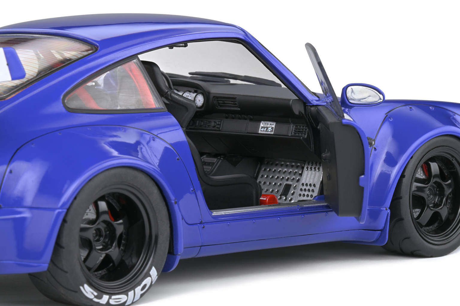 RWB Body Kit Champagne 2017 Solido