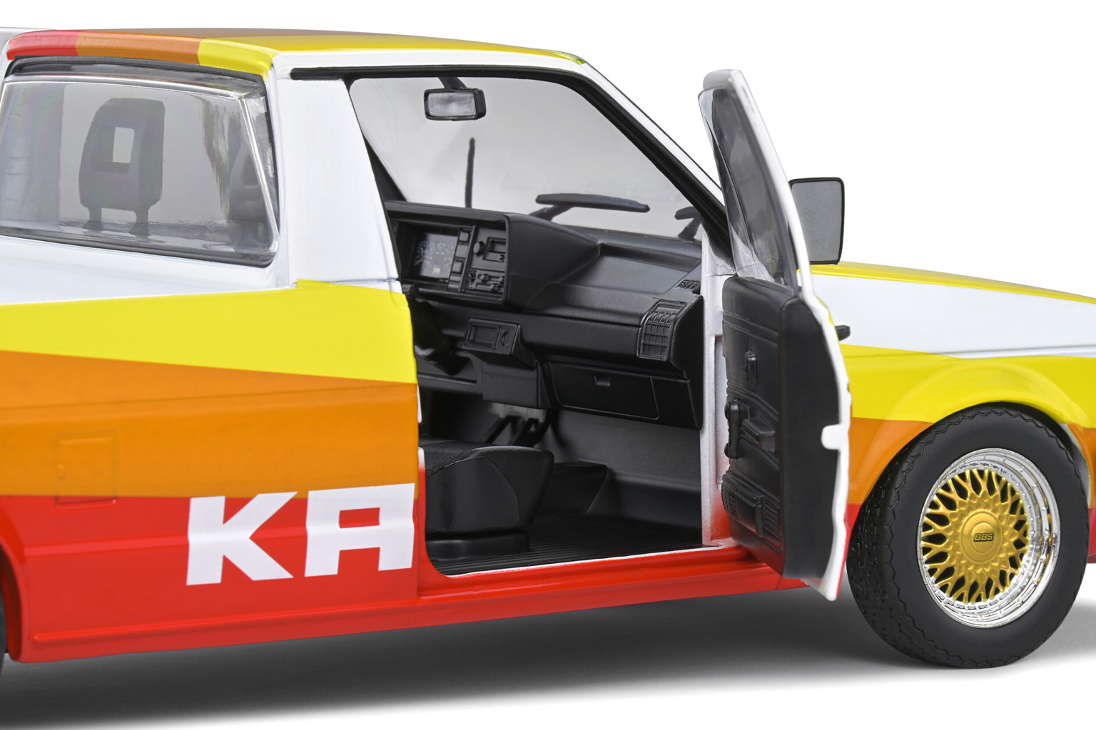 Volkswagen Caddy Mk.1 Kamei tribute "Street Fighter" - 1982 - Solido