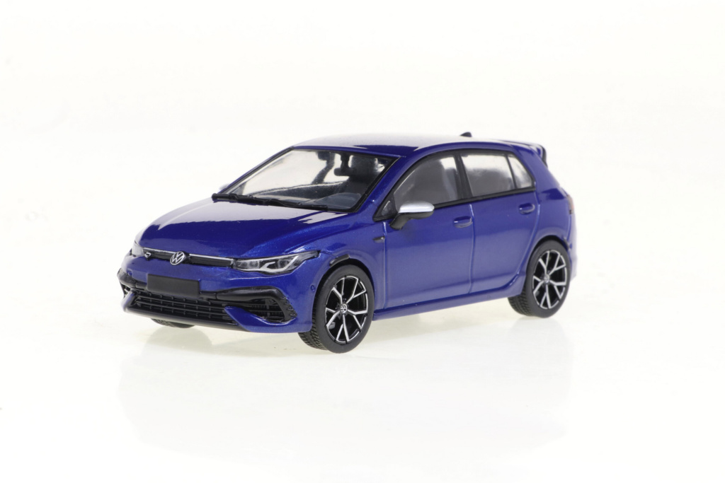 Volkswagen Golf 8 R - Lapiz Blue - 2021 - Solido