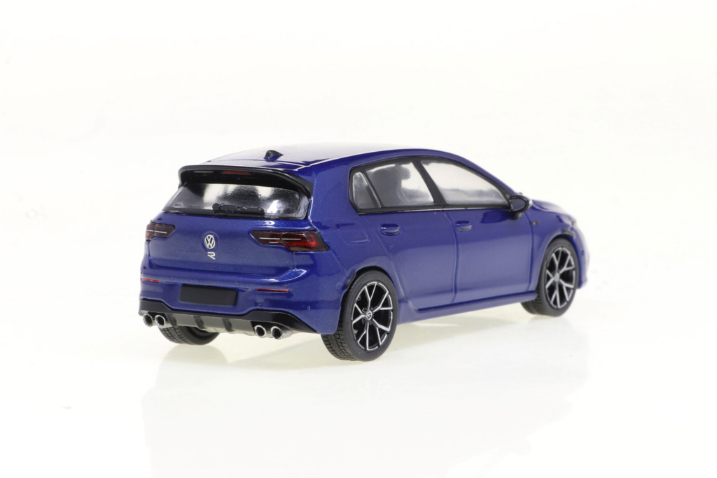 Volkswagen Golf 8 R - Lapiz Blue - 2021 - Solido