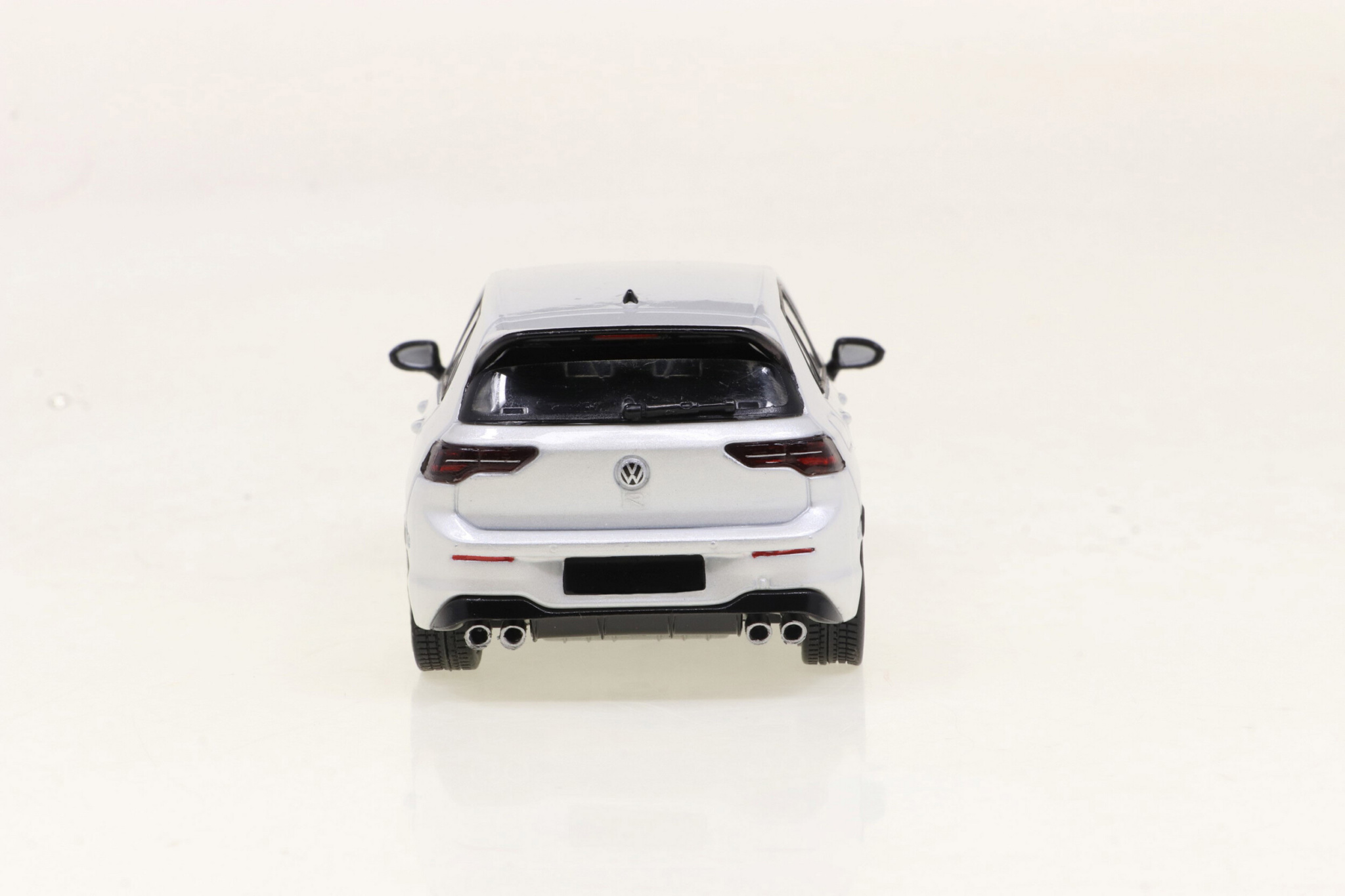 Volkswagen Golf 8 R - Oryx White - 2021 - Solido