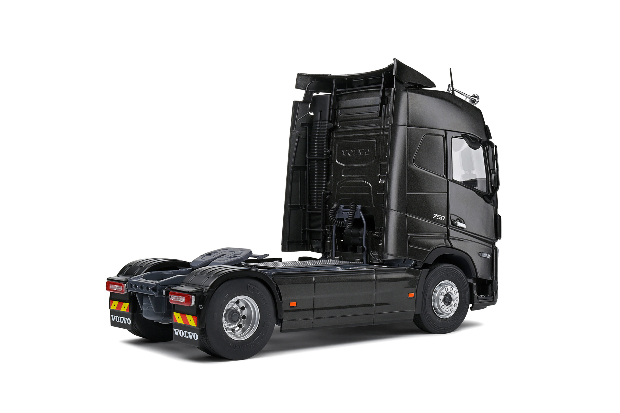Volvo Trucks FH16 Globetrotter XL - Black Metallic - 2021 - Solido