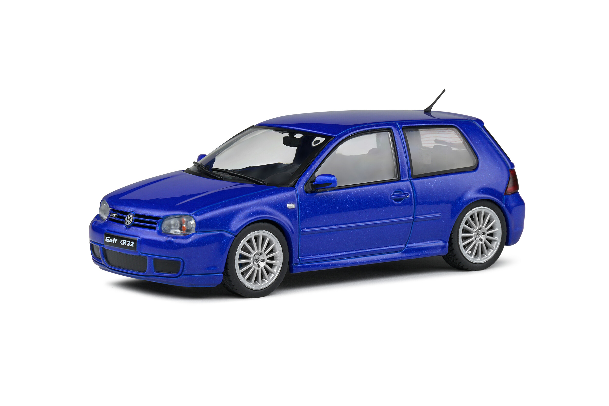 Volkswagen Golf IV R32 - 2003 - Solido