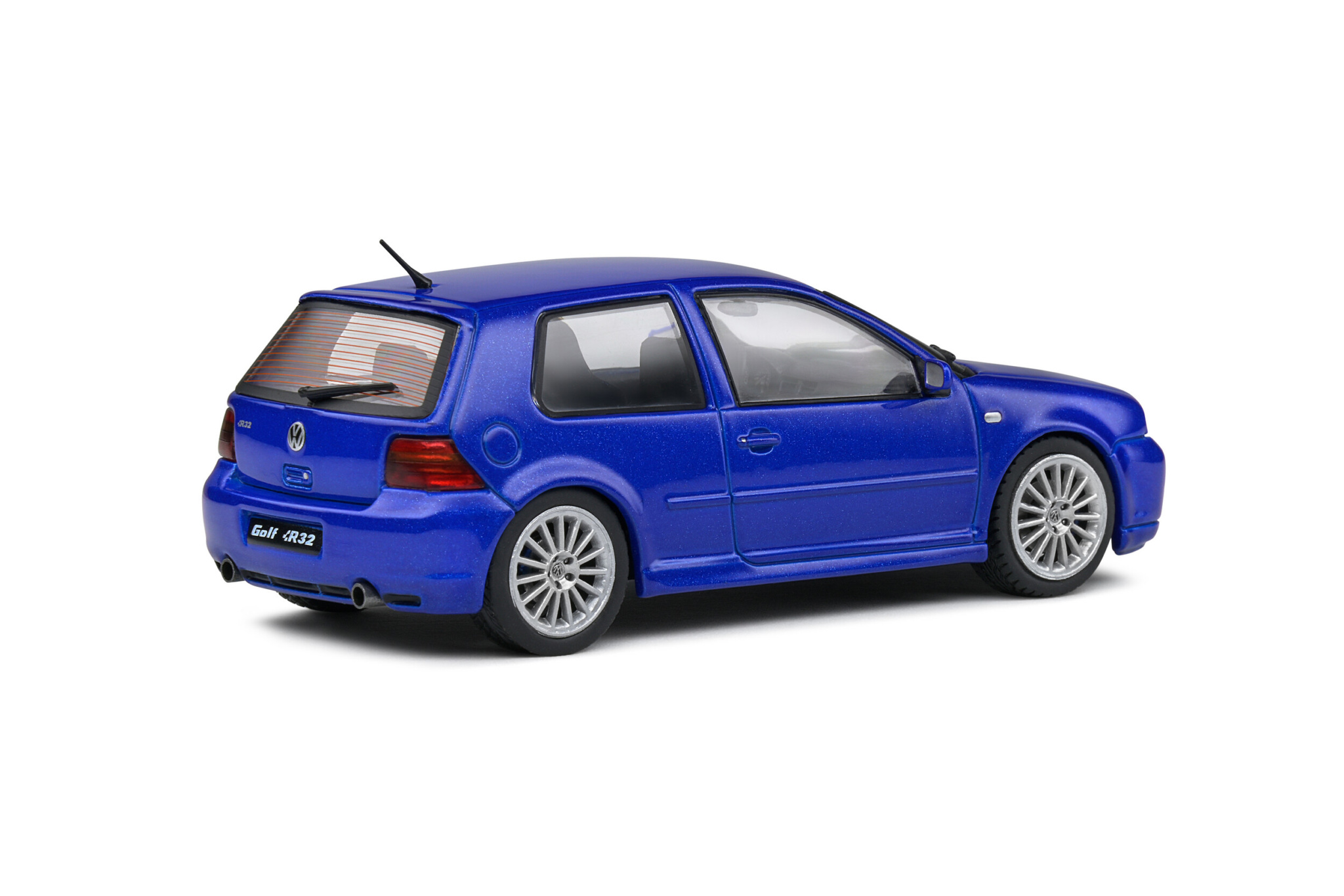 Volkswagen Golf IV R32 - 2003 - Solido