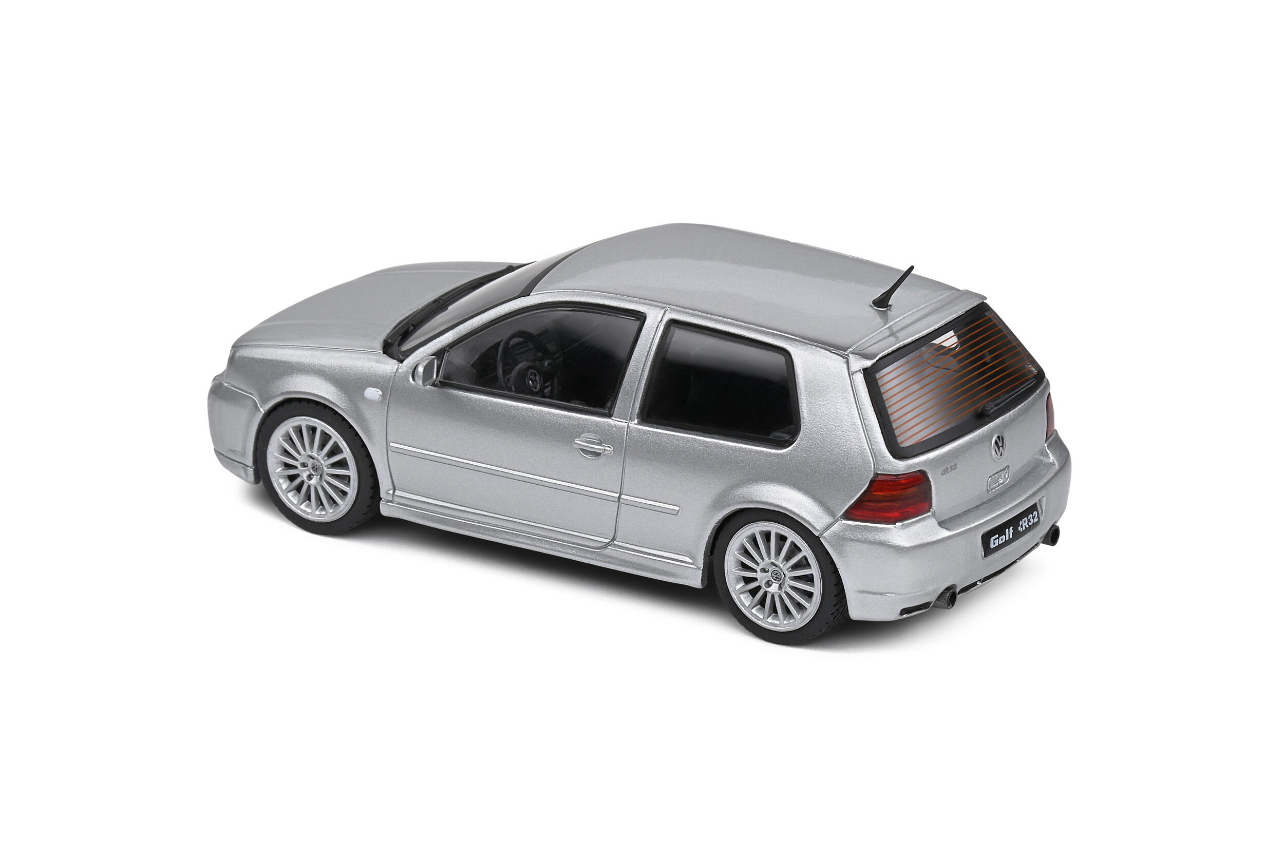 Volkswagen Golf IV R32 - 2003 - Solido