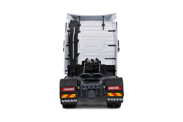 Volvo Trucks FH Globetrotter XL - 2021 - Solido