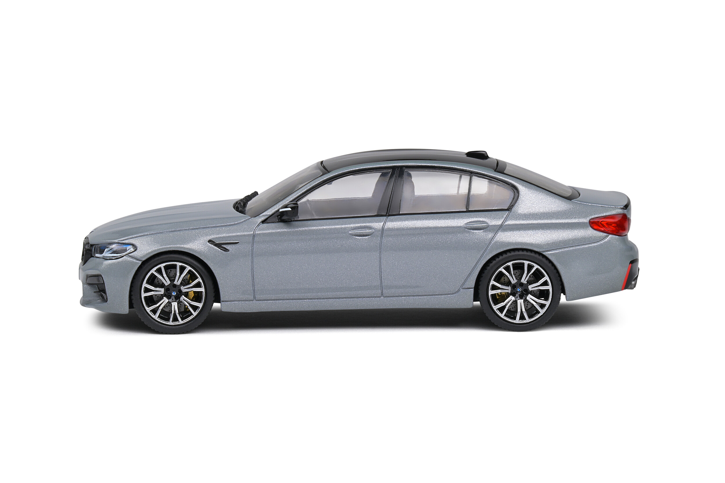 BMW M5 F90 Competition - Brooklyn Grey - 2022 - Solido