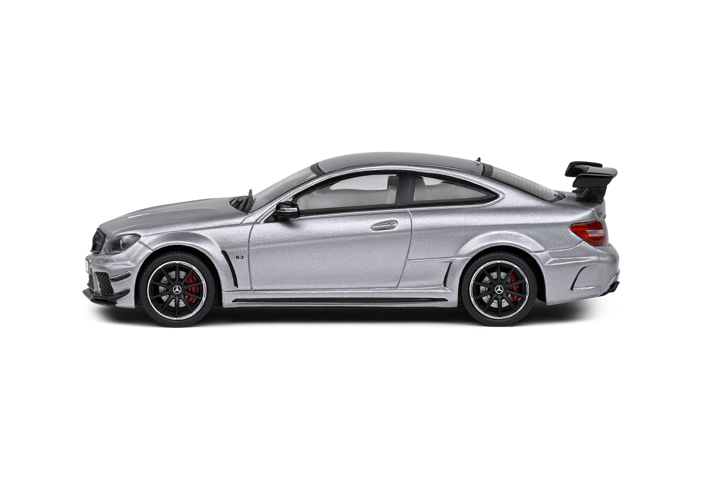 Mercedes C63 AMG Black Series - Grey Metallic Matt - 2011 - Solido
