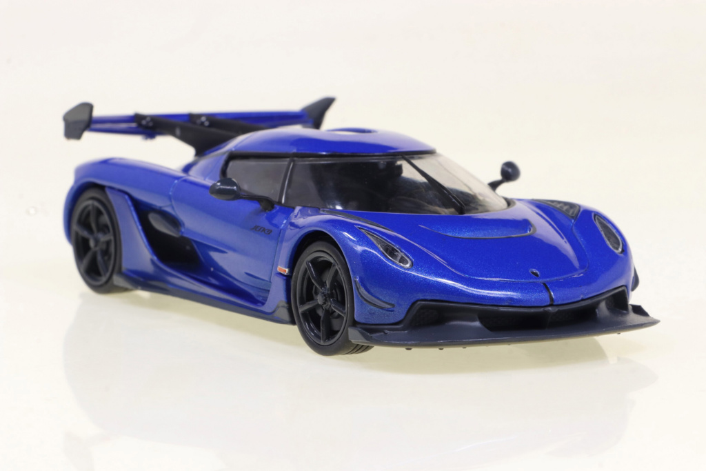 Koenigsegg Jesko - Imperial Blue - 2021 - Solido