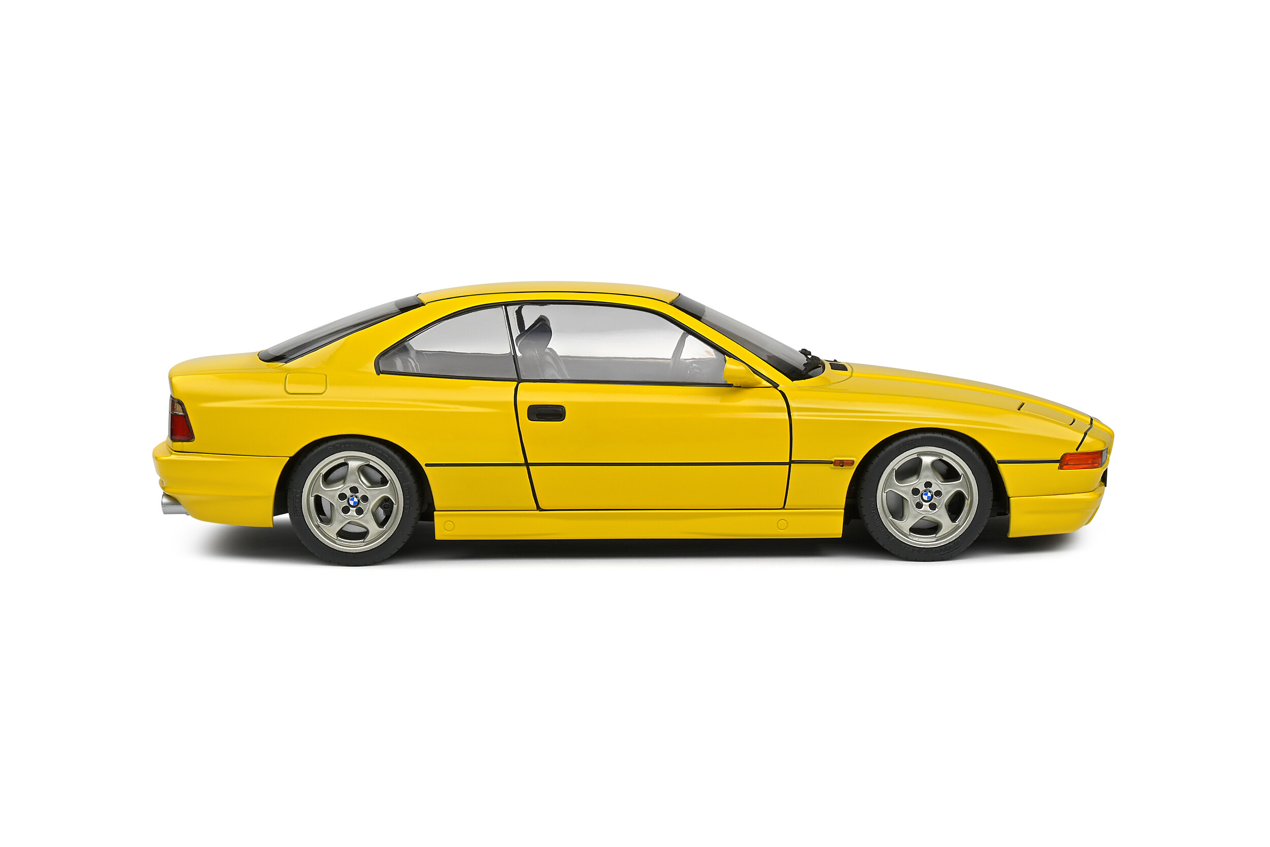 BMW 850 (E31) CSI - Dakar Yellow - 1990 - Solido