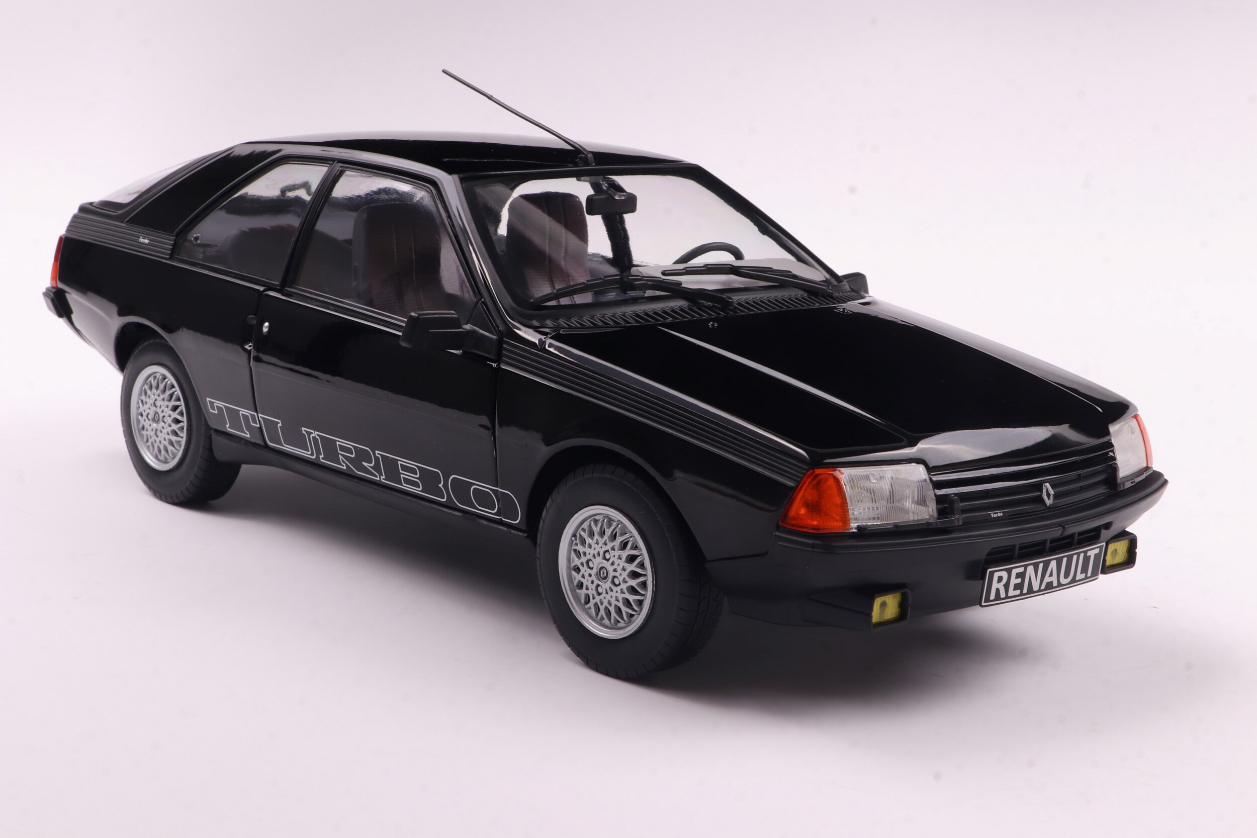 Renault Fuego Turbo - 1980 - Solido