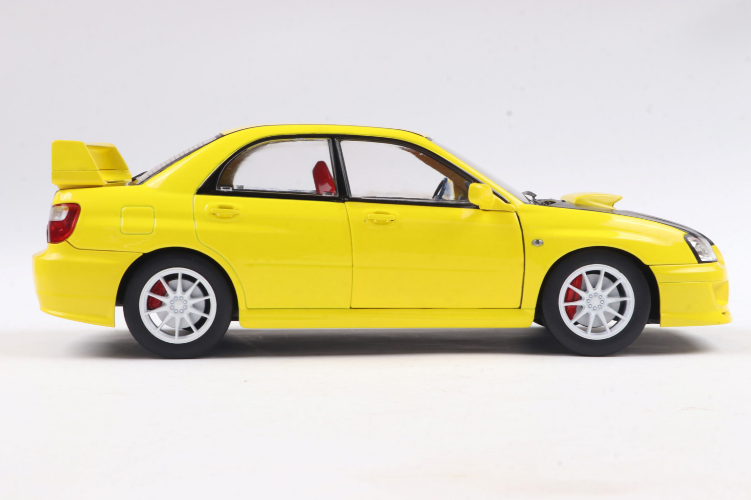 Subaru IMPREZA WRX STI - SOLIDO WORKS Yellow - 2003 - Solido