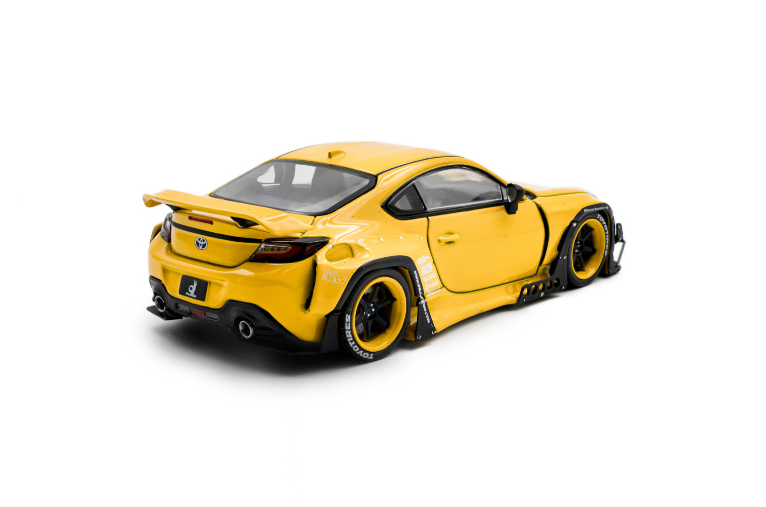 PANDEM Toyota GR86 - Yellow - 2022 - Solido