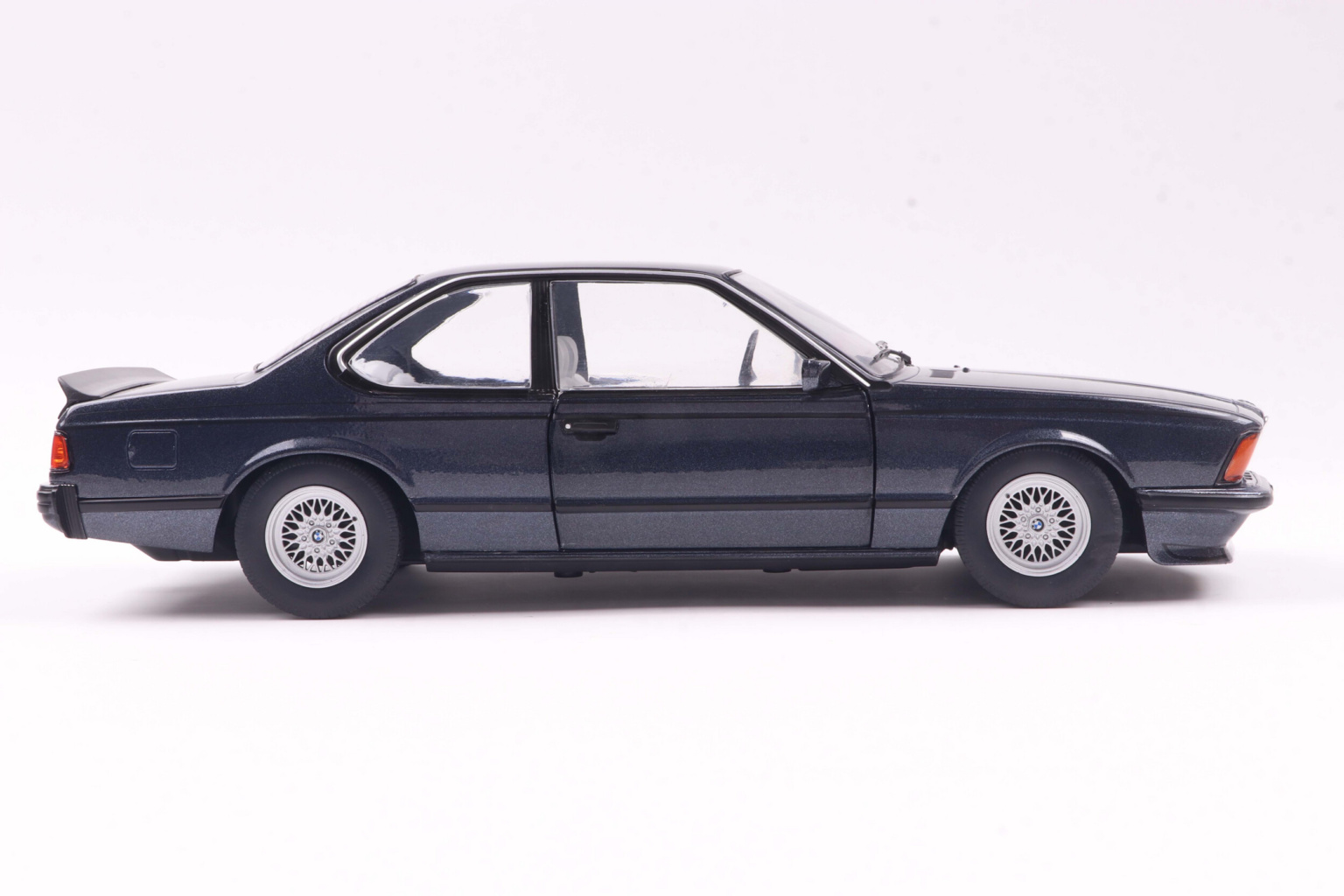 BMW 635 CSI - Macau Blue - 1984 - Solido