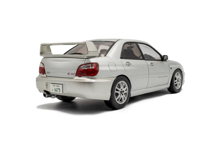 Subaru IMPREZA WRX STI - Premium Silver Effect - 2003 - Solido