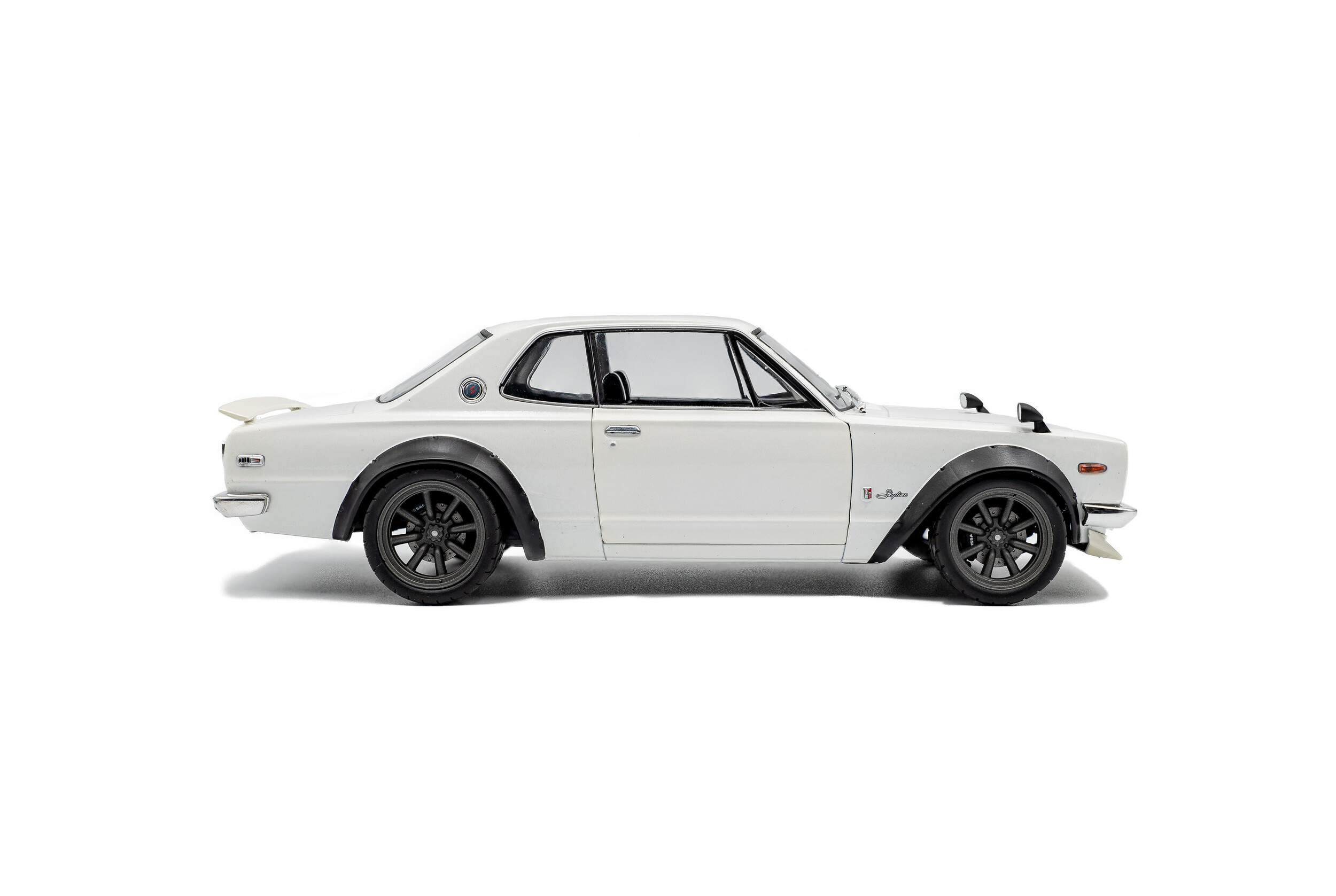 Nissan Skyline (C10) Hakosuka SOLIDO WORKS - Pearl White - 1970 - Solido