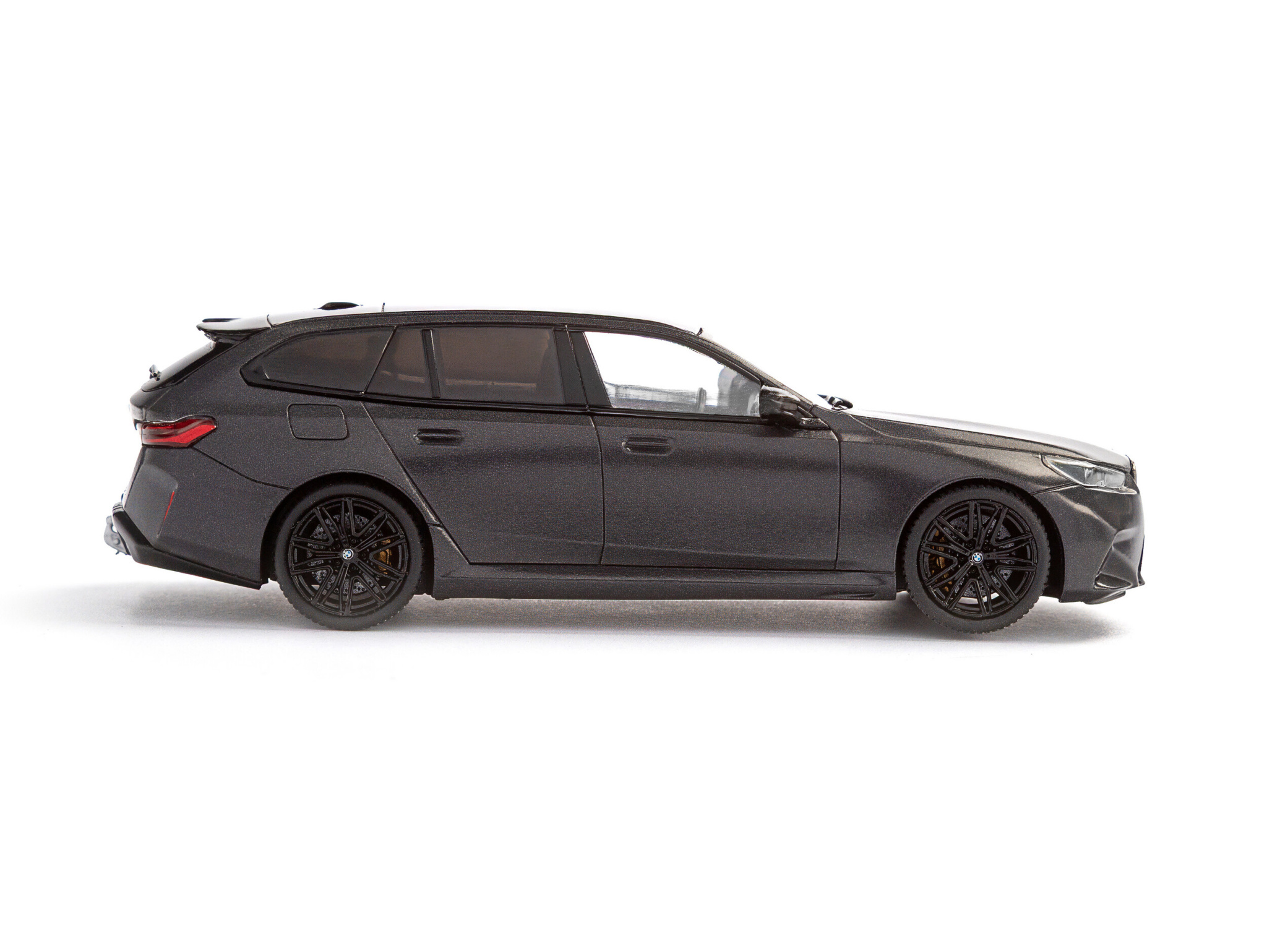 BMW M5 Touring - Frozen Deep Grey - 2024 - Solido